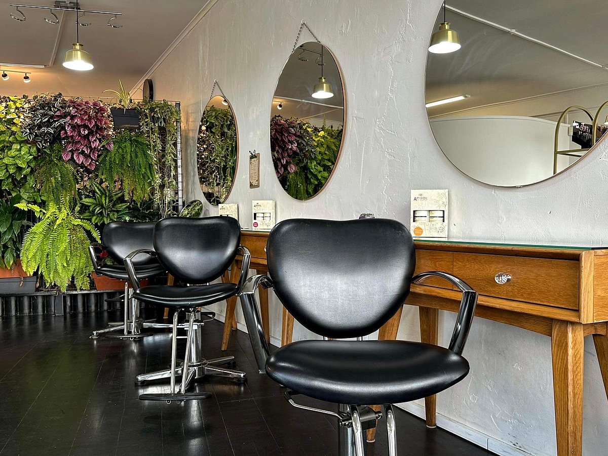 Hair cuts, restyles, highlights, colour | Fusion Salon