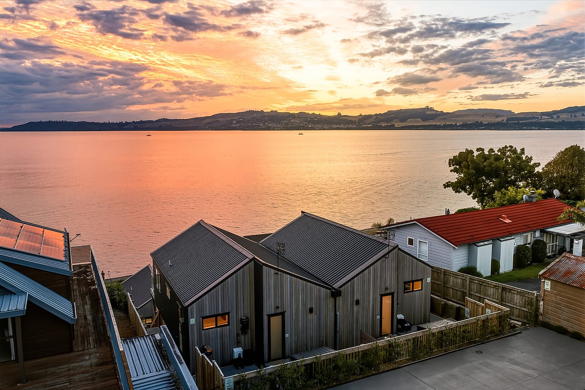Upper Terrace Units | Roam - Taupo