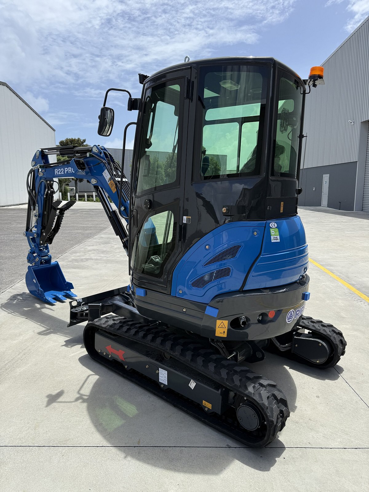 RIPPA R22 Pro 2.2 Tonne Excavator | Mini Skid Steer NZ