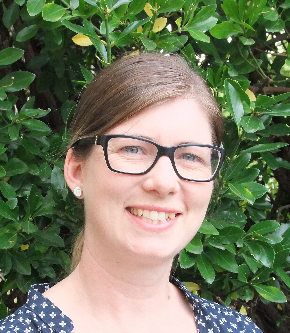 Book My Therapy | Meet Laura Rayner